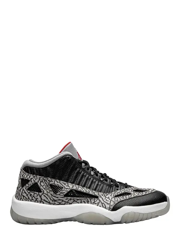 JORDAN Air Low Ie Cement Sneakers - Black