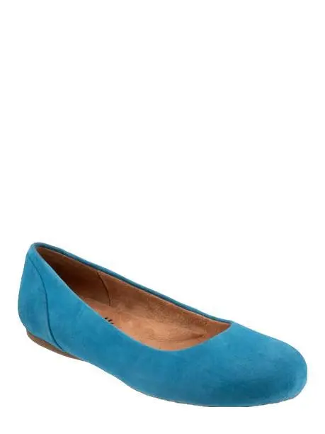 Softwalk Sonoma Flat - Sky Blue Suede