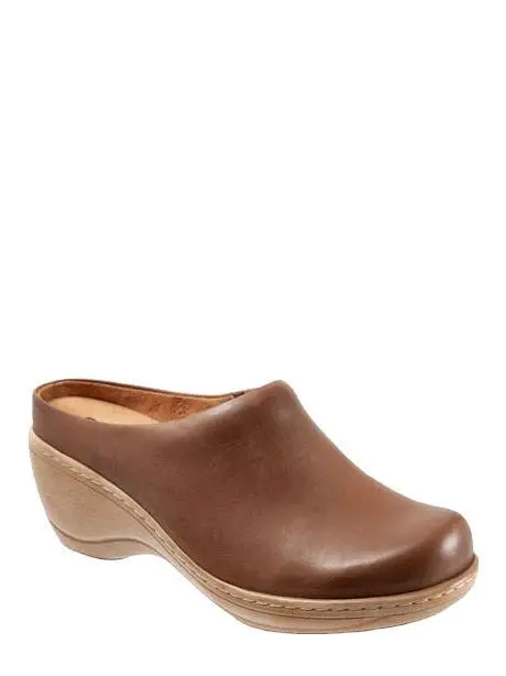 Softwalk Madison Clog - Saddle Leather