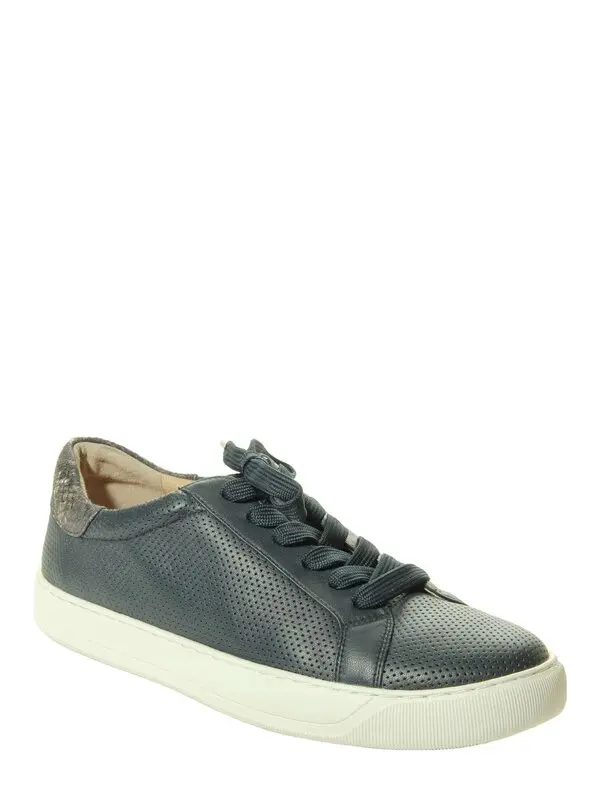 Vaneli Coyle Sneaker - Navy