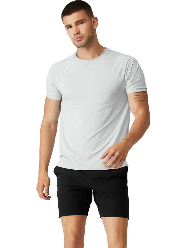 Alo Yoga Idol Performance T-shirt - Titanium