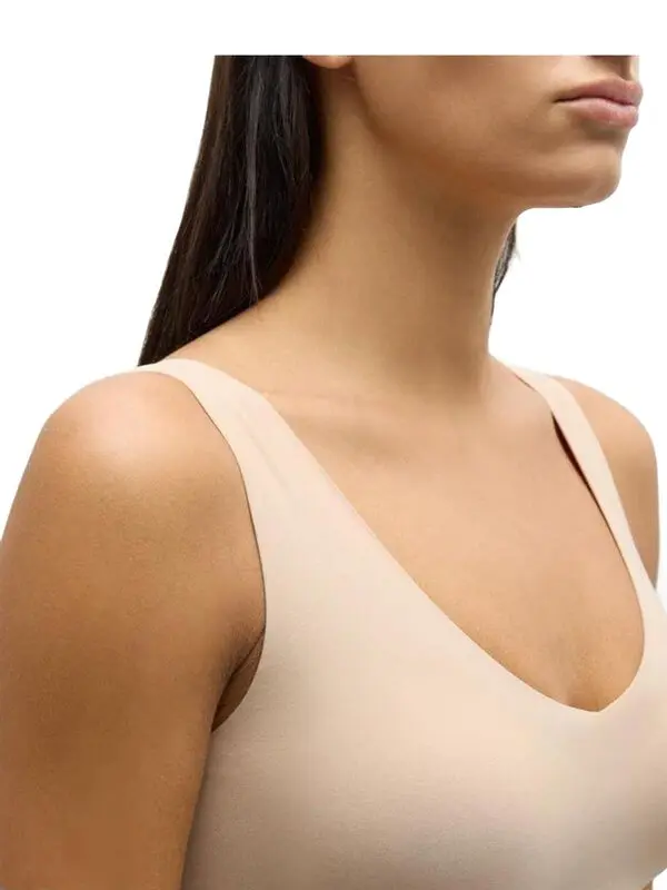 Chantelle Soft Stretch Padded Crop Top Soft Bra - Nude