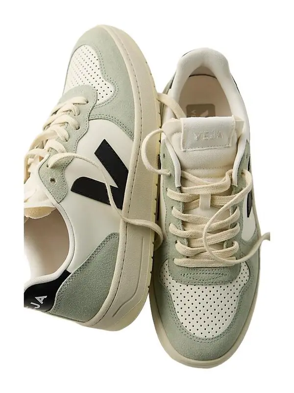 VEJA V-10 Sneakers - Pure Black Clay