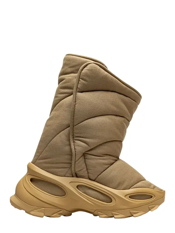 Yeezy Insulated Boots - Neutrals