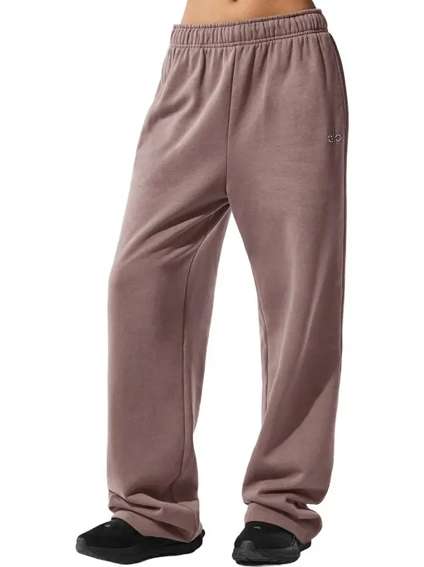 Alo Yoga Accolade Straight Leg Sweatpant - Mushroom