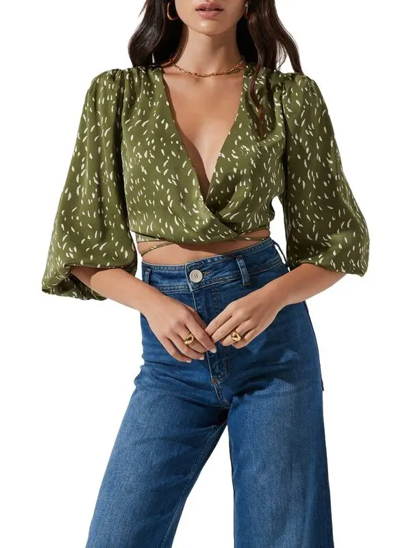 Astr The Label Wrap Front Cutout Top - Green Flecks
