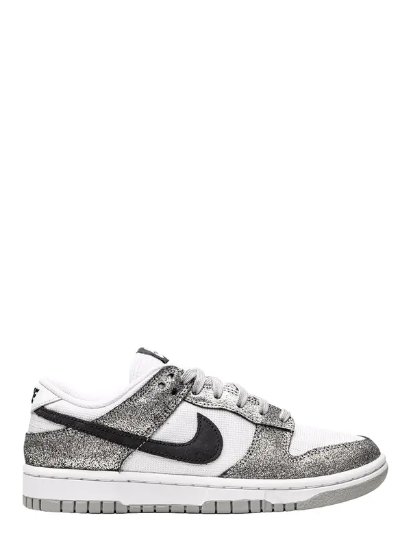 Nike Dunk Low Golden Gals Sneakers - Grey