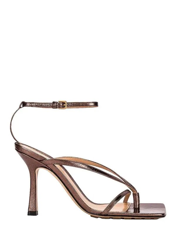 Bottega Veneta Stretch Metallic Leather Sandals - Fondant