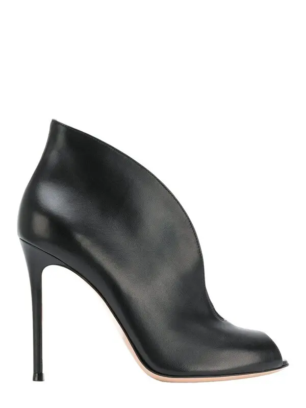 GIANVITO ROSSI Vamp Booties - Black