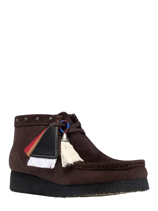 Clarks Originals Wallabee Chukka Boot - Brown Inte