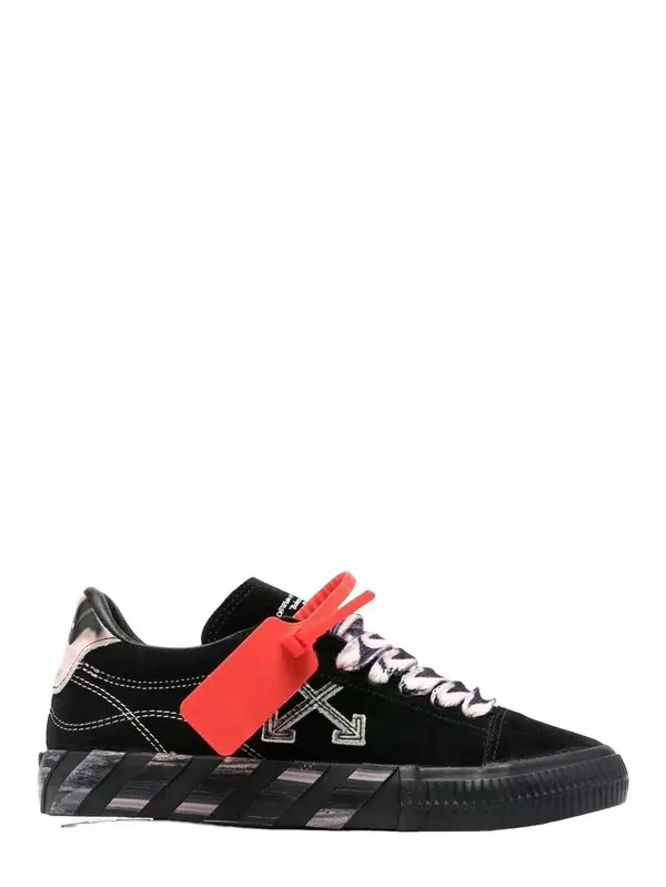 Off-White Vulcanized Low-top Sneakers - Black