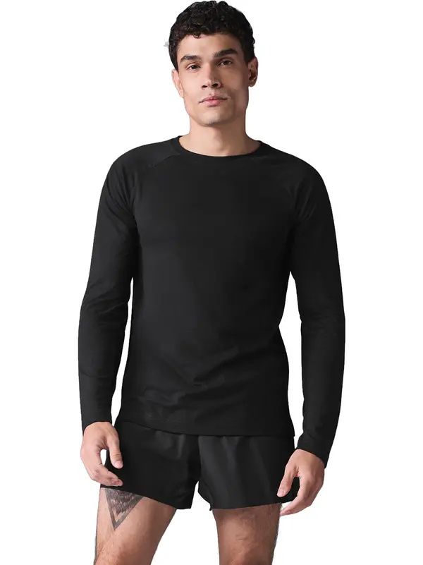 Alo Yoga Triumph Long Sleeve T-shirt - Black