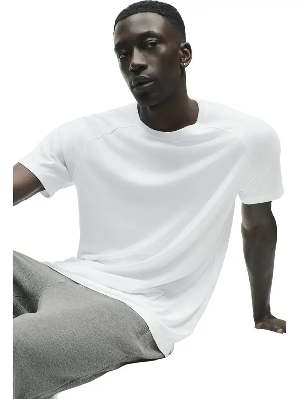 Alo Yoga Triumph Raglan T-shirt - White