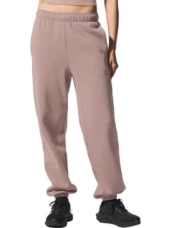 Alo Yoga Accolade Sweatpant - Taupe
