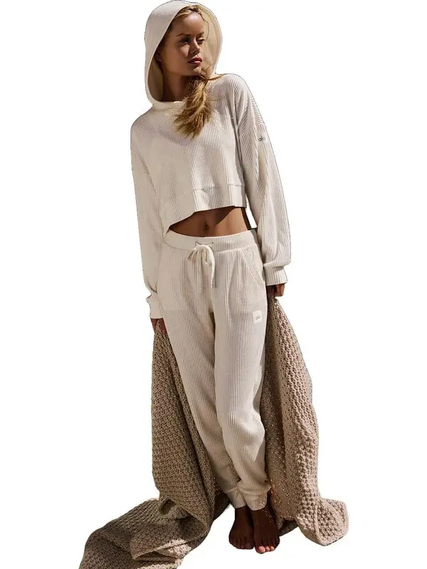 Alo Yoga Muse Ribbed Jogger Sweatpants - Ivory