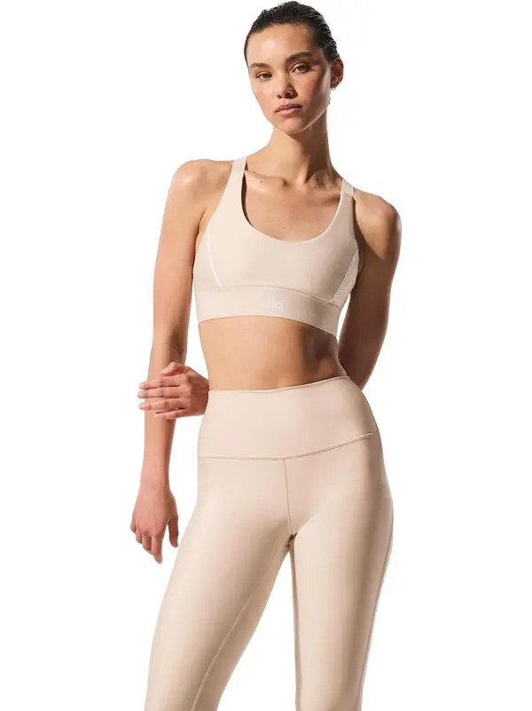 Alo Yoga Airlift Suit Up Bra - Macadamia/white