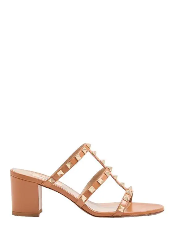 Valentino Garavani Rockstud Calfskin Leather Slide Sandal - Almond