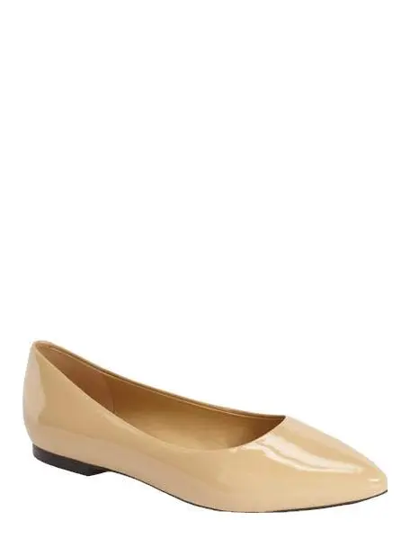 Trotters Estee Woven Flats - Beige