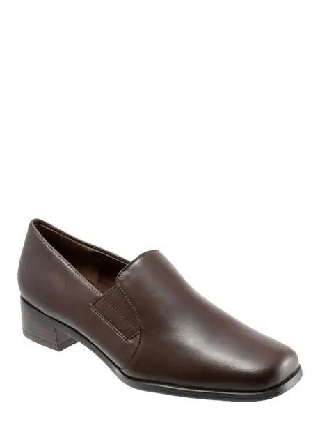 Trotters Ash' Slip-on Loafer - Fudge