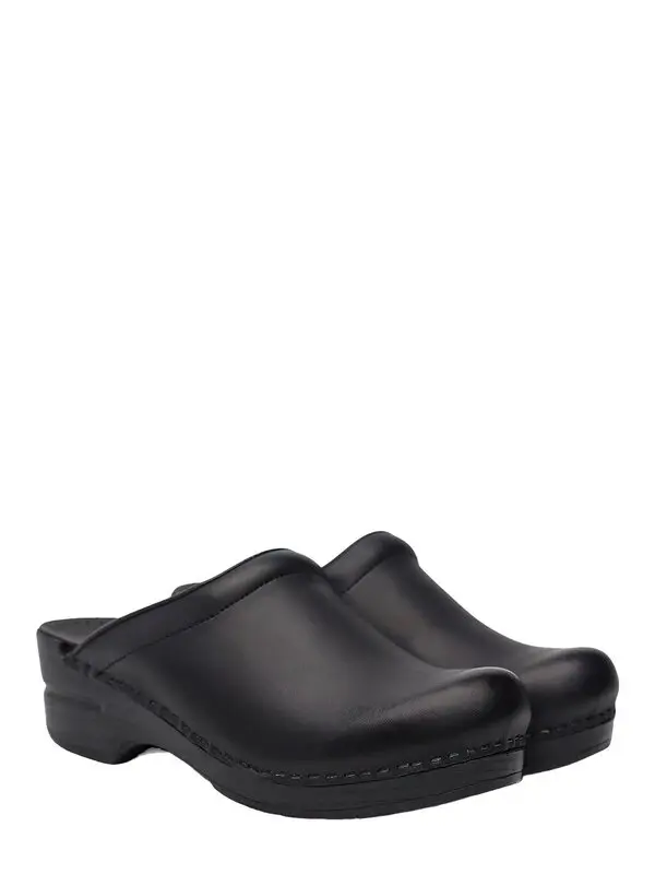 Dansko Sonja Oiled Leather Clog - Black Cabrio