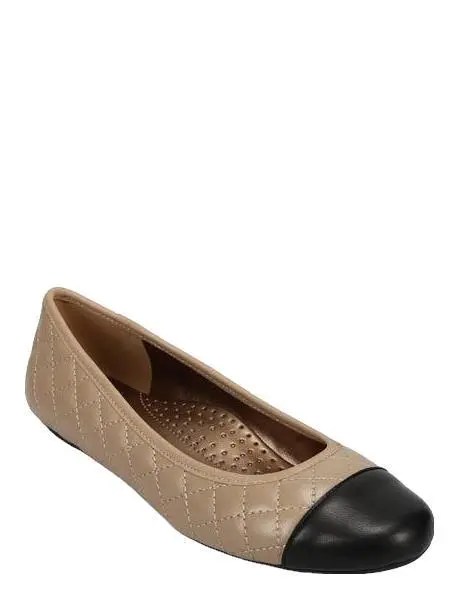 Vaneli Serene Ballet Flat - Pudding/black Leather
