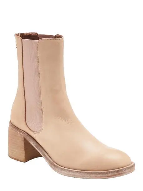 Free People Essential Chelsea Boot - Natural Leather