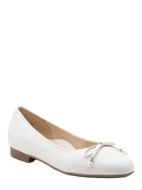 ARA Scout Flat - Cream Calf