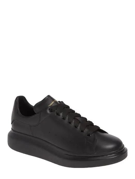 Alexander McQueen Oversized Sneaker - Black