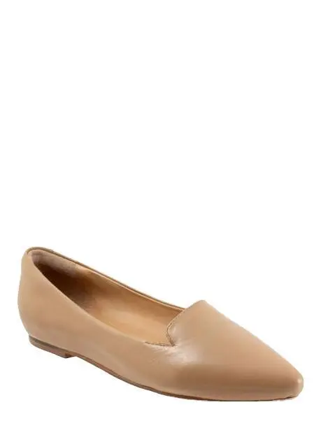 Trotters Harlowe Pointed Toe Loafer - Beige