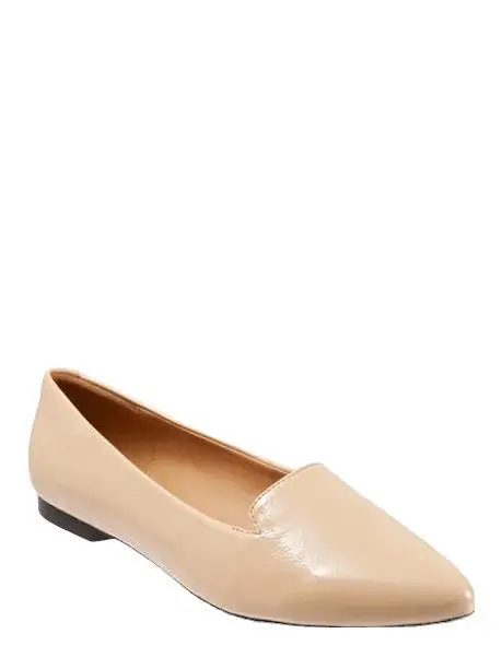 Trotters Harlowe Pointed Toe Loafer - Nude Faux Leather
