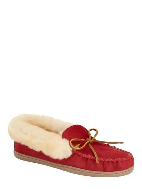 Minnetonka Alpine Shearling Slipper - Red Suede