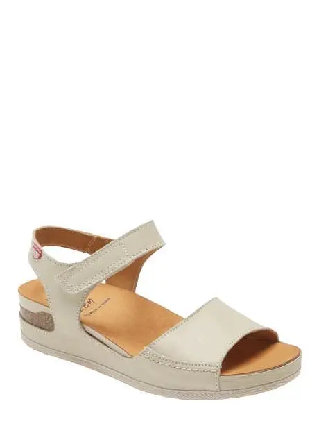 ON FOOT Platform Sandal - Hielo