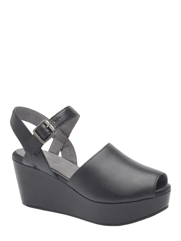 CHOCOLAT BLU Wagga Platform Wedge Sandal - Black Leather