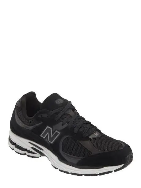 NEW BALANCE 2002r Athletic Sneaker - Black/gunmetal/white