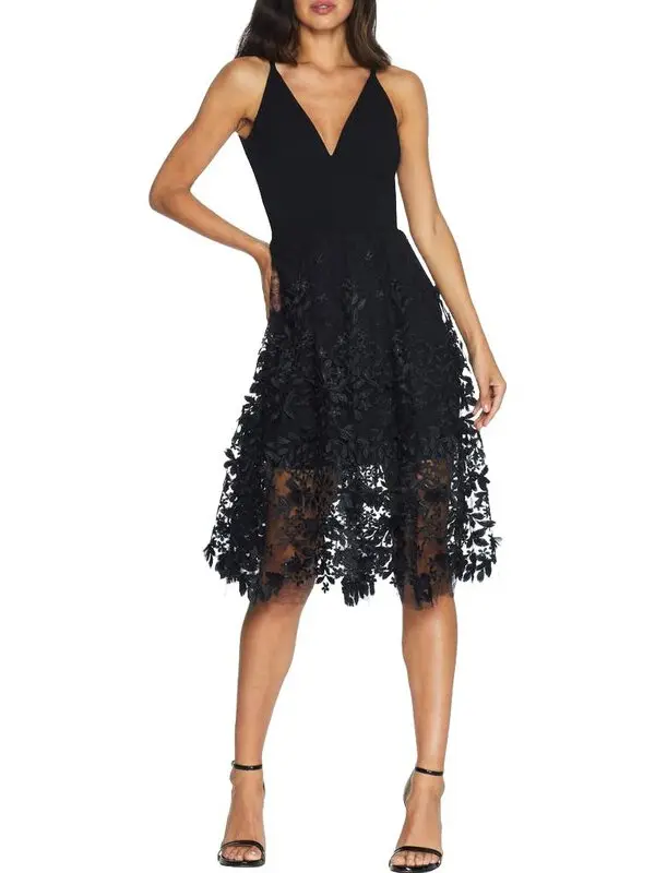 Dress The Population Darleen V-neck Embroidered Mesh Cocktail Dress - Black