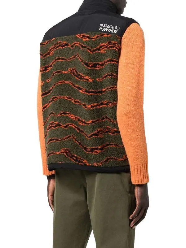 COUNTY OF MILAN Marcelo Burlon Camouflage-print Pile Zipped Gilet - Green