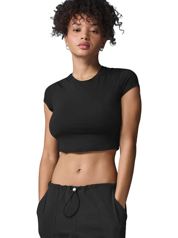 Alo Yoga Alosoft Crop Finesse Short Sleeve Top - Black