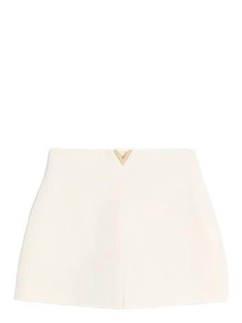 Valentino Garavani Crepe Couture Shorts With V Gold Detail - Ivory