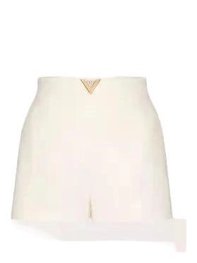 Valentino Garavani Crepe Couture Shorts With V Gold Detail - Ivory
