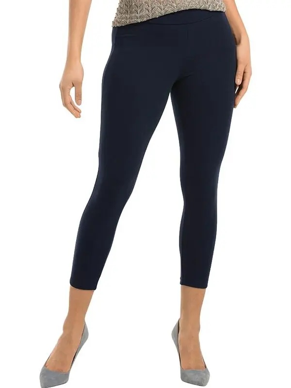 Hue Wide Waistband Blackout Capri Leggings - Navy
