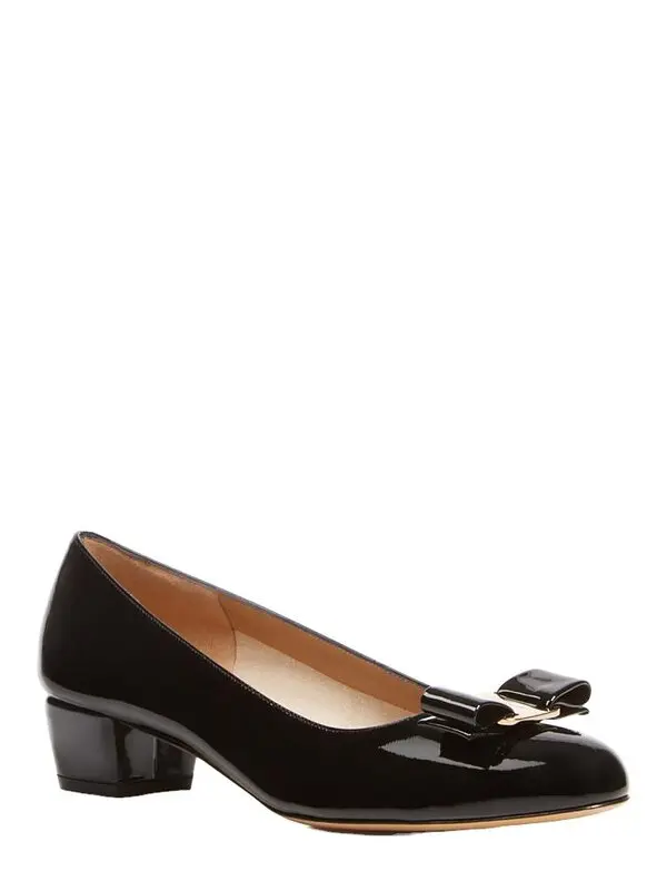 FERRAGAMO Vara Leather Pumps - Nero/gold Patent Leather