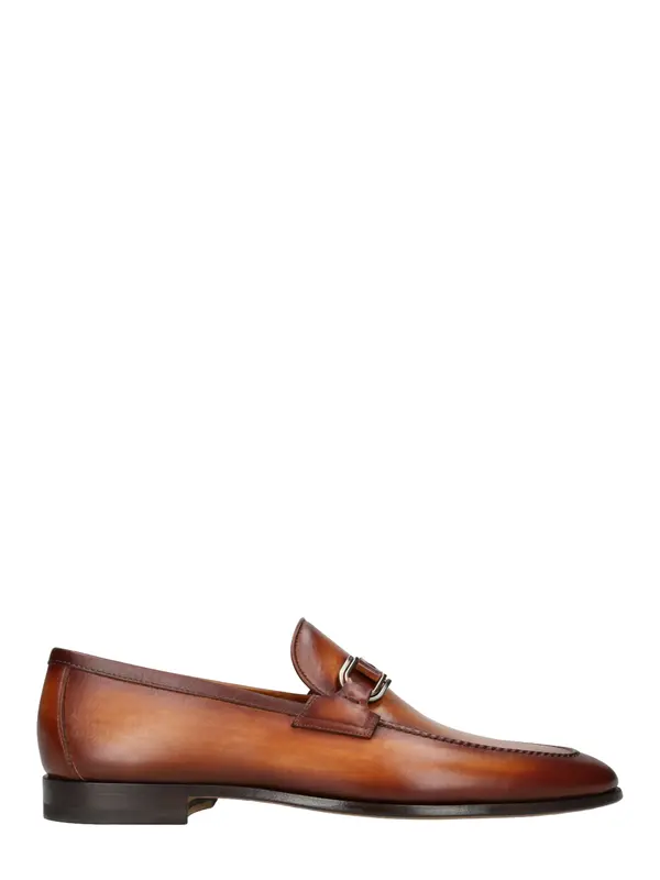 Magnanni Leather Loafers - Beige