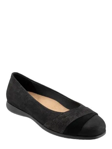 Trotters Danni Leather & Suede Flat - Black Nubuck