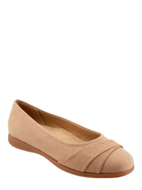 Trotters Danni Leather & Suede Flat - Sand Nubuck