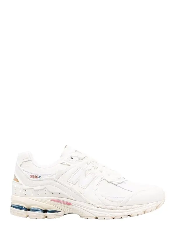 NEW BALANCE 2002r Protection Pack Sneakers - White