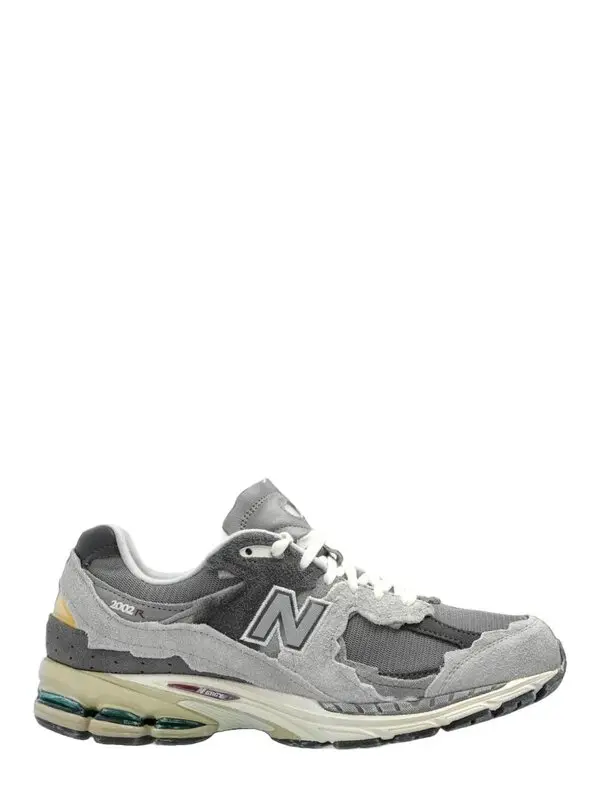 NEW BALANCE 2002r Suede Sneakers - Grey