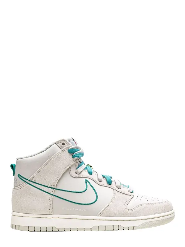 Nike Dunk High Se First Use Sneakers - Neutrals
