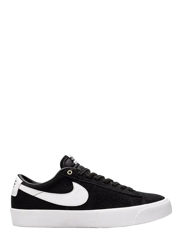Nike Zoom Blazer Low Pro Gt Sb Sneakers - Black