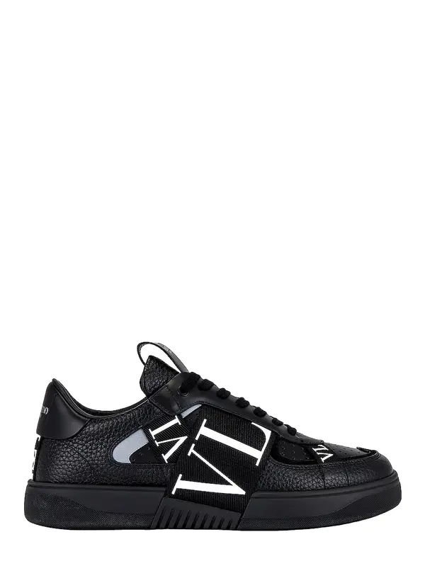 Valentino Garavani Vl7n Sneakers - Black