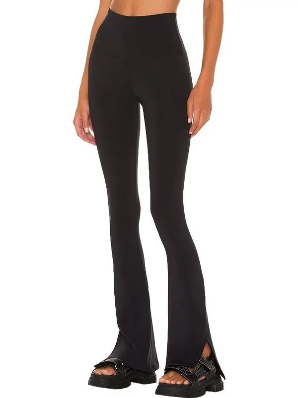 Strut This Beau Pant - Black